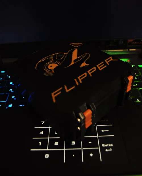 Силиконовый чехол – Flipper Addons